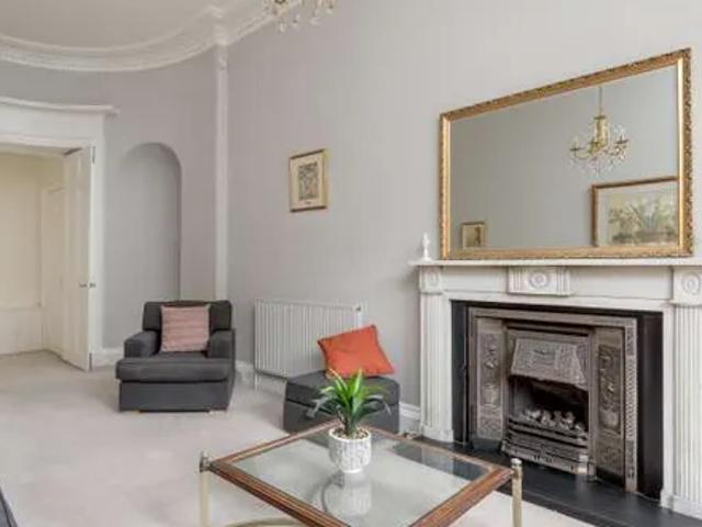 Northumberland Street South East Lane, City of Edinburgh, EH3 6LP, United Kingdom | 2 bed apartment for rent #154606220 | Rentberry