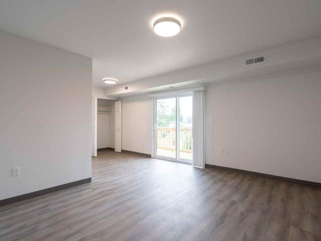 3635 12th Ave SW 1 Bedroom Apartment for Rent at 3635 12th Ave Sw, Cedar Rapids, IA 52404 Cedar Hills