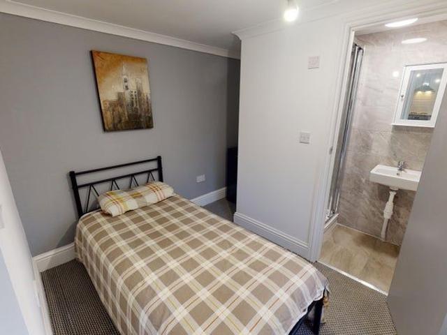 Northview, Swanley BR8, Room to rent, £625 pcm | PrimeLocation