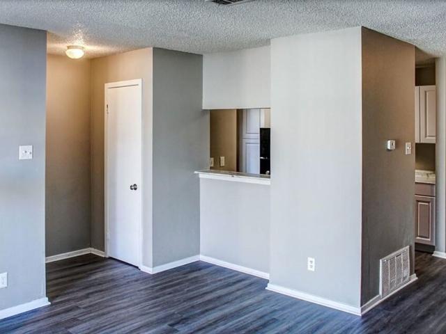 Northwest Hills Apartments 1 Bedroom Apartment for Rent at 11701 Mara Lynn Rd, Little Rock, AR 72211 Walnut Valley