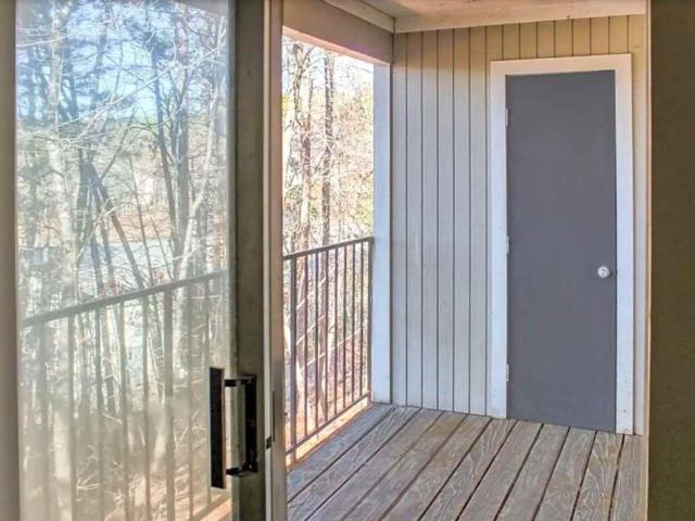 Northwest Hills Apartments 2 Bedroom Apartment for Rent at 11701 Mara Lynn Rd, Little Rock, AR 72211 Walnut Valley