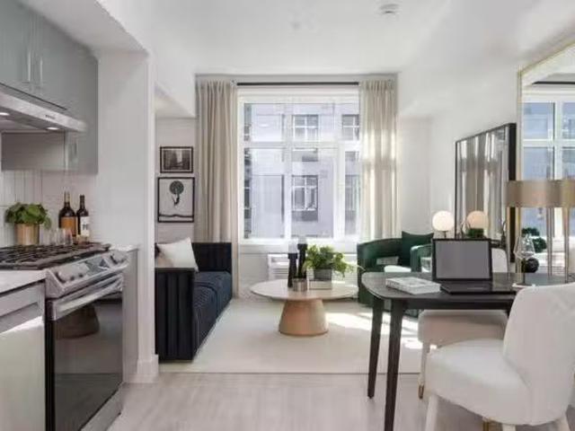 Northwest Savier Street
