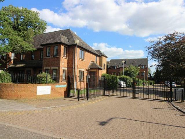 Northwick Avenue, HARROW HA3 1 bed apartment to rent £1,550 pcm £358 pw