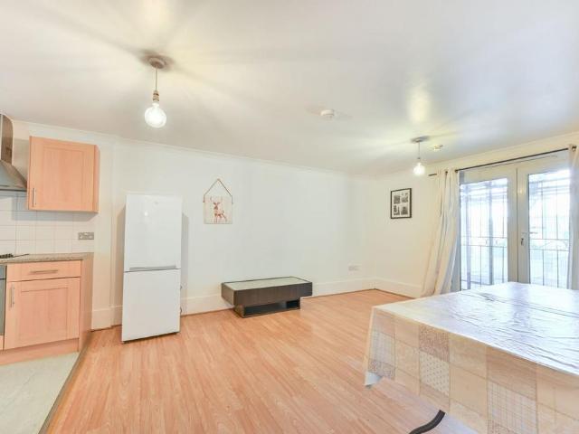 Northwick Road, Alperton, Wembley, HA0 1 bed flat to rent £1,800 pcm £415 pw