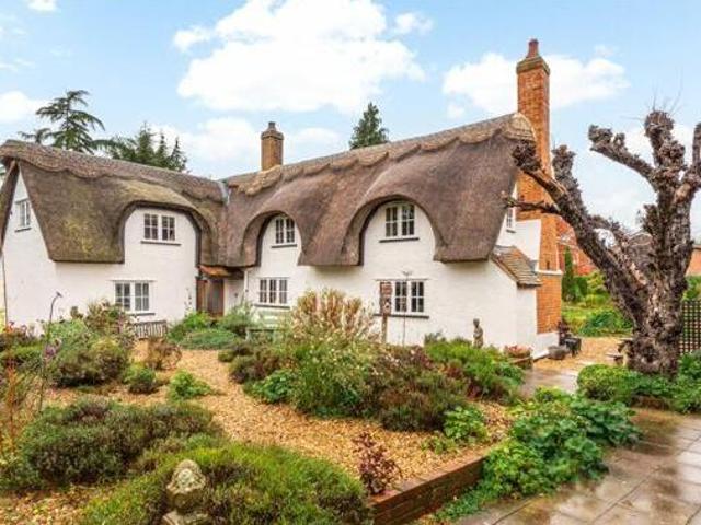 Northwood End Road, Haynes, 3 Bedroom Detached