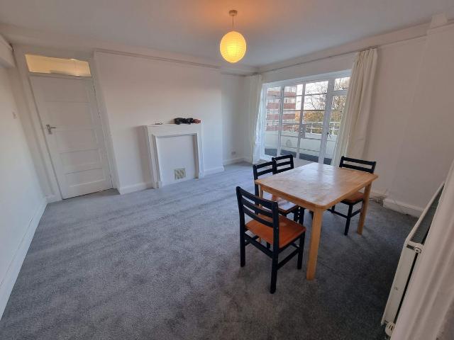 Northwood Hall, Hornsey Lane, Highate, London N6, 2 bed flat to rent, £2,100 pcm | PrimeLocation
