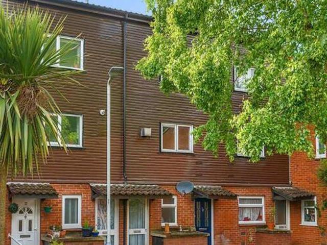 Northwood, Middlesex, 1 Bedroom Maisonette