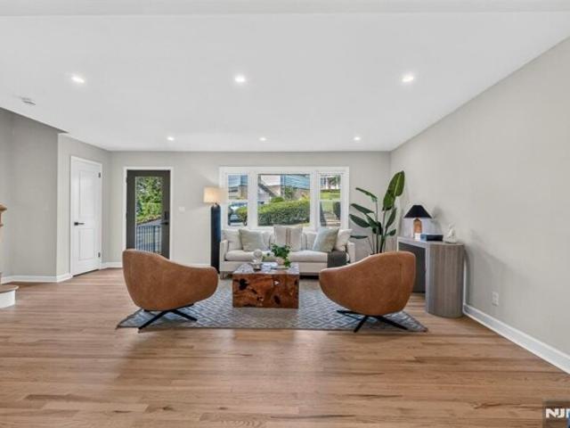 Northwood Way, Palisades Park, Home For Sale