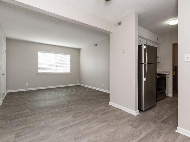 Northwoods Apartments 2 Bedroom Apartment for Rent at 126 W Concord Dr, Clarksville, TN 37042