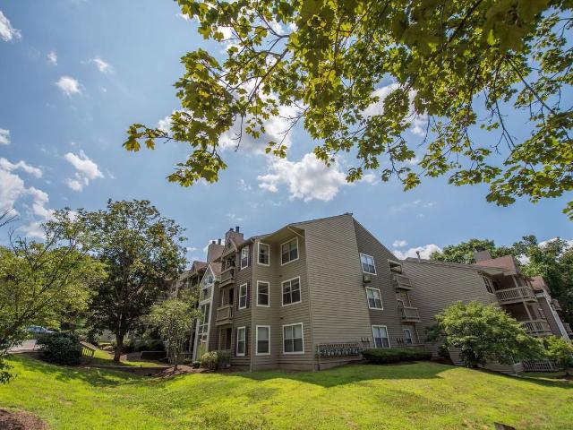 Northwoods East 3 Bedroom Apartment for Rent at 5 Town Colony Dr, Middletown, CT 06457