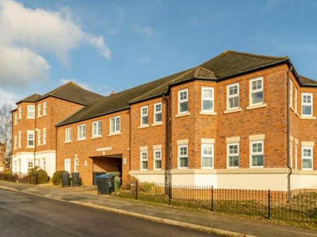 Norton Close, Kings Norton, 2 Bedroom Apartment