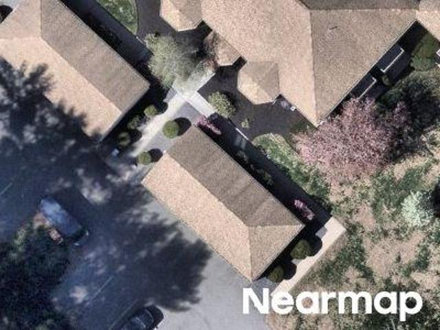 Norton Ave Apt 24