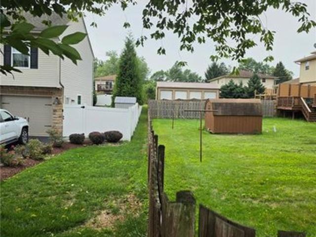 Norton Ave, Easton, PA 18045