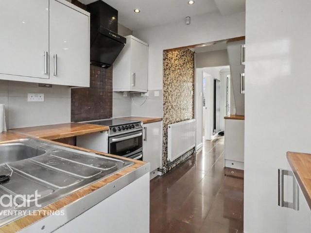 Norton Hill Drive, Coventry 4 bed semi detached house to rent £1,595 pcm £368 pw