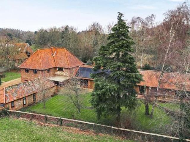 Norton Hill, Snettisham, 6 Bedroom Barn