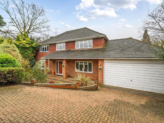 Norton Park, Ascot SL5 5 bed detached house to rent £4,290 pcm £990 pw