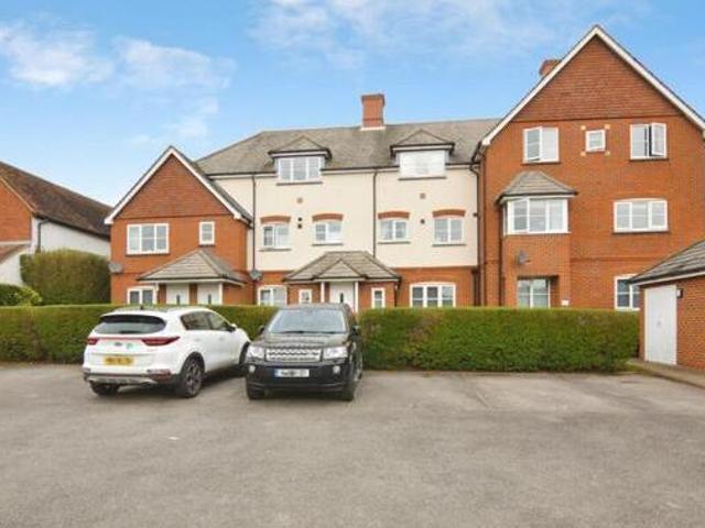 Norton Road, Wokingham, 2 Bedroom Maisonette