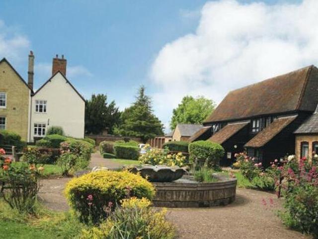 Norton Road, Letchworth Garden City, 2 Bedroom Apartment