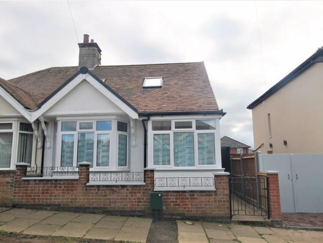Norton Road, Northampton NN2, 3 bed bungalow to rent, £1,100 pcm | PrimeLocation