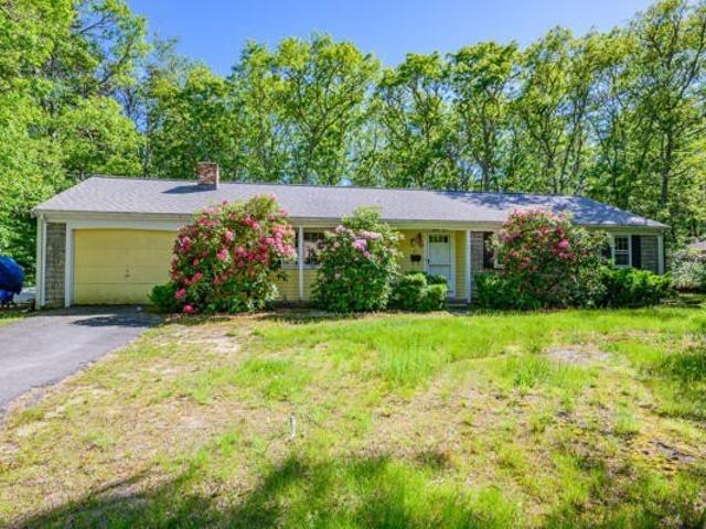 Norton Rd, West Yarmouth, Home For Sale