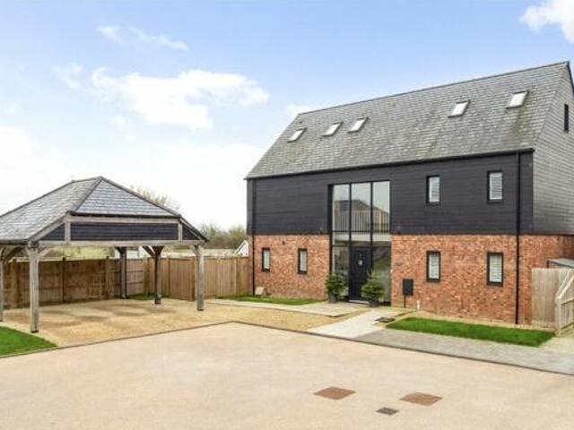Norton, Walnut Gardens, Gloucester, 5 Bedroom Detached