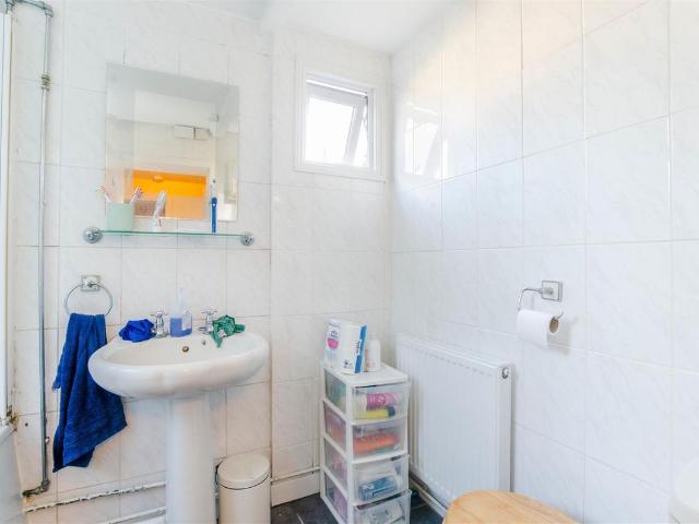 Norwich NR2, 4 bed property to rent, £1,800 pcm | PrimeLocation