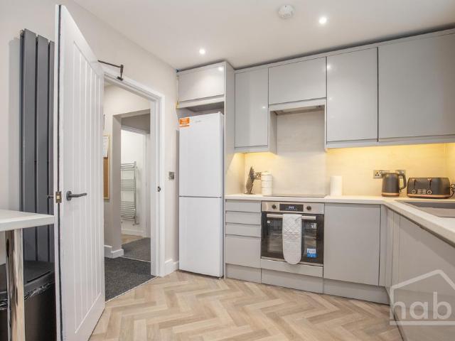 Norwich NR4 5 bed terraced house to rent £2,399 pcm £554 pw