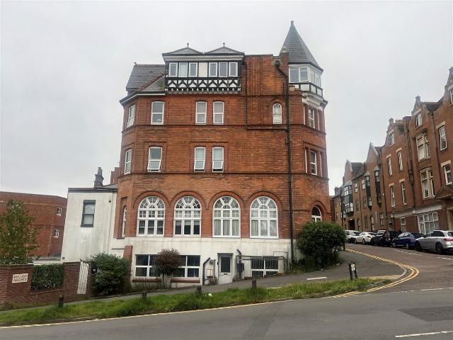 Norwich Avenue West, Bournemouth BH2, 2 bed flat to rent, £950 pcm | PrimeLocation