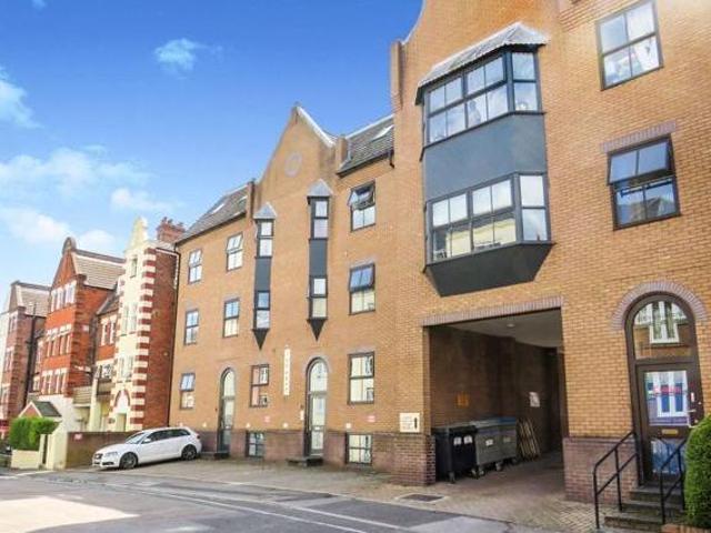 Norwich Avenue West, Bournemouth, 1 Bedroom Flat