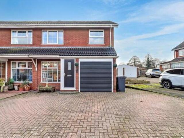 Norwich Close, Lichfield, 3 Bedroom Semi detached
