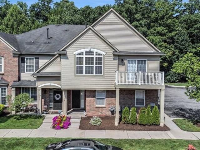 Norwich Dr, Canton, Condo For Sale