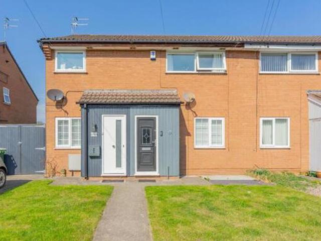 Norwich Drive, Upton, 2 Bedroom Apartment