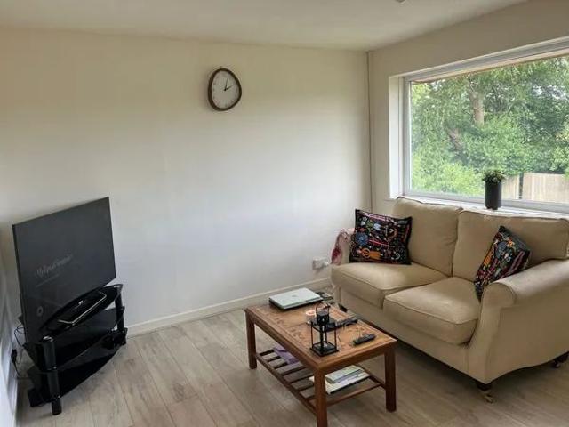 Norwich Drive, Upton