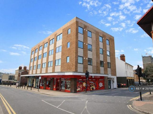 Norwich House, Guildford, GU1 1 bed flat to rent £1,525 pcm £352 pw