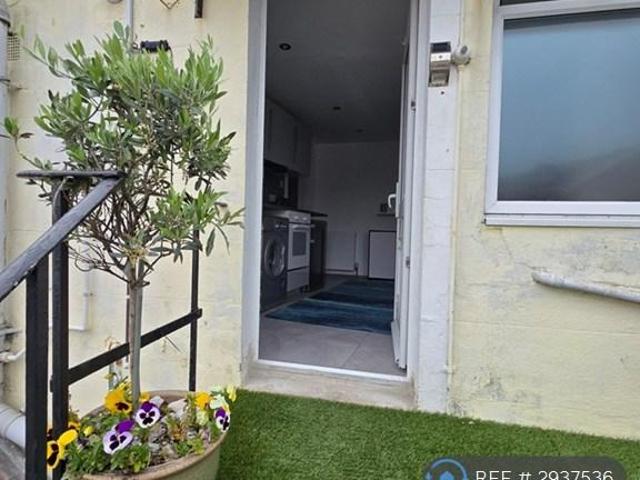 Norwich Road, Bournemouth, BH2 2 bed flat to rent £1,000 pcm £231 pw