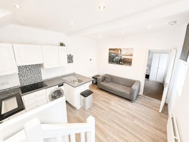 Norwich Road, Bournemouth BH2, 4 bed property to rent, £1,600 pcm | PrimeLocation