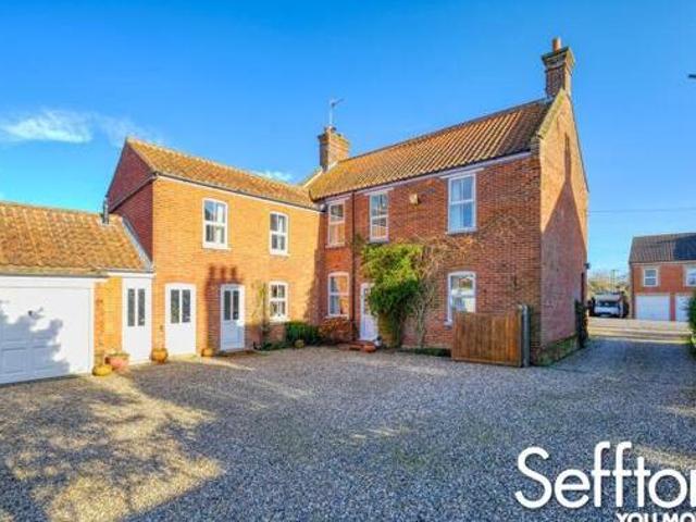 Norwich Road, North Walsham, 5 Bedroom Detached