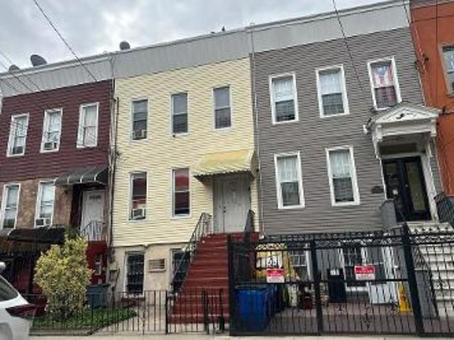 Norwood Ave