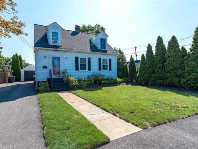 Norwood Ave, Warwick, Home For Sale