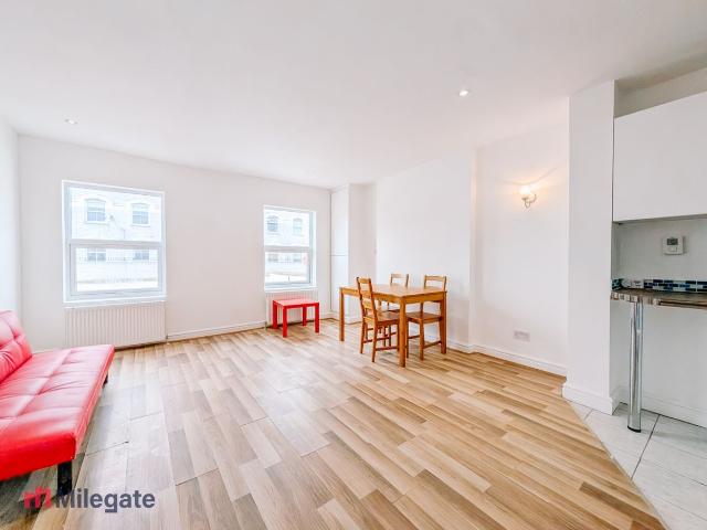 Norwood High Street, London SE27, 2 bed flat to rent, £1,800 pcm | PrimeLocation