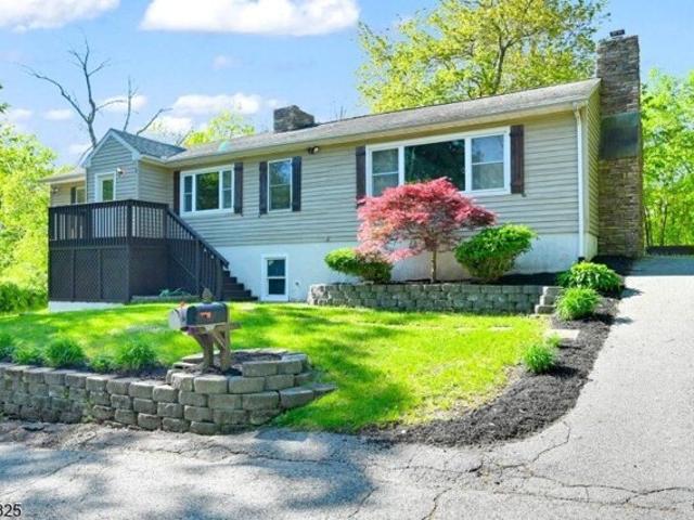 Norwood Rd, West Milford, Home For Sale