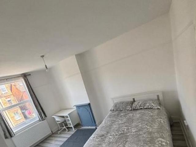 Norwood Road, London, 1 Bedroom House
