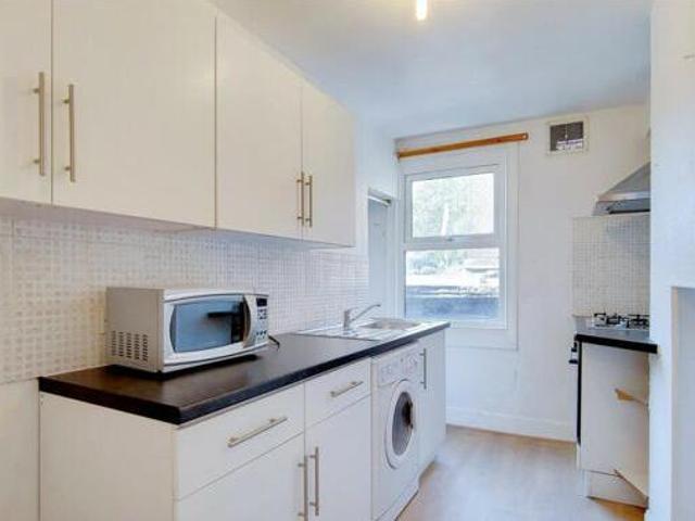 Norwood Road, London, 2 Bedroom Apartment