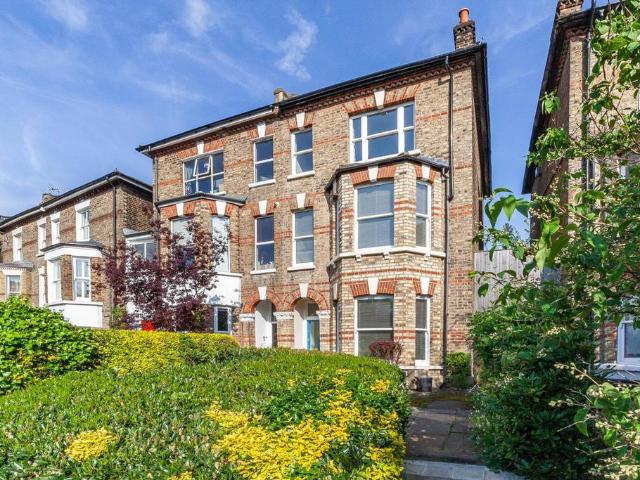 Norwood Road, London 4 bed house to rent £3,850 pcm £888 pw