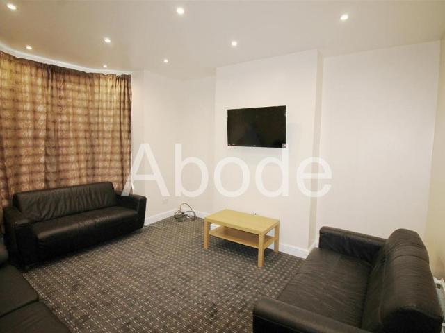 Norwood Terrace, Hyde Park, Leeds 7 bed house to rent £3,822 pcm £882 pw