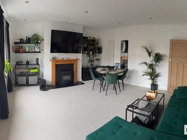 Norbiton Hall, Kingston Upon Thames, London KT2, 2 bed flat to rent, £2,200 pcm | PrimeLocation