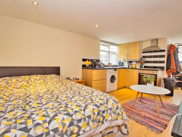 Norbreck Gardens NW10, Studio to rent, £1,025 pcm | PrimeLocation