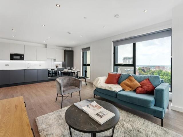 Norbury Crescent, London SW16, 2 bed flat to rent, £2,295 pcm | PrimeLocation