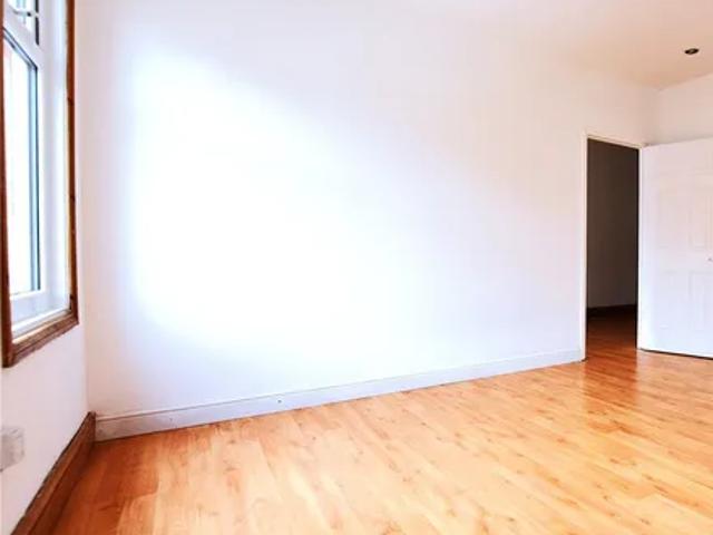 Norbury Post Office, London Road, London, SW16 4AE, United Kingdom | 2 bed apartment for rent #166370235 | Rentberry