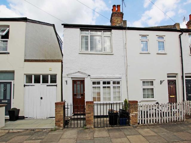 Norcutt Road, Twickenham TW2, 3 bed terraced house to rent, £2,500 pcm | PrimeLocation
